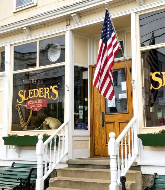 unassuming restaurant michigan moose ftr