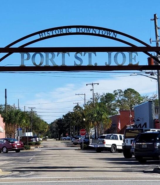 underrated town florida postcard ftr