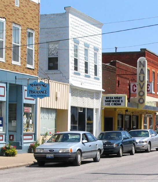 unforgettable charming towns illinois ftr