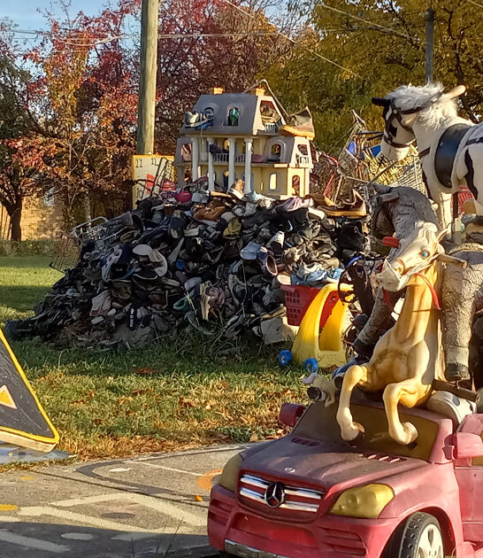 weird outdoor installation michigan ftr