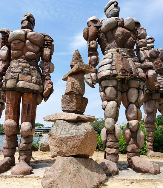 weird roadside attraction lllinois ftr