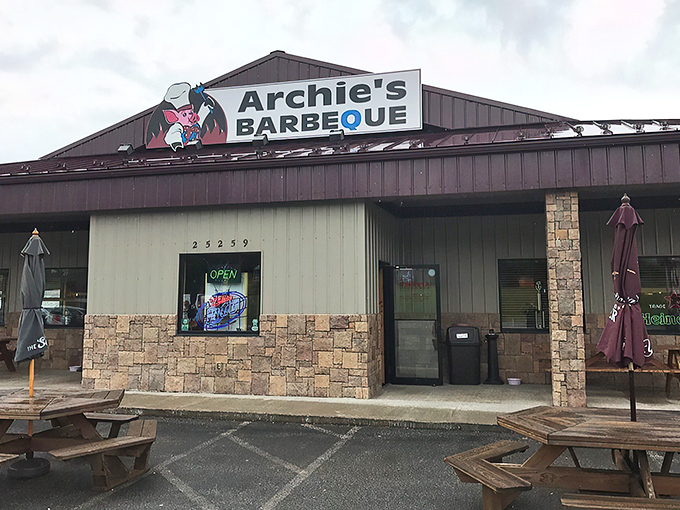 The barbecue beacon of McHenry beckons with its rustic charm and promise of smoky delights. Those picnic tables have heard countless "mmms" of satisfaction.