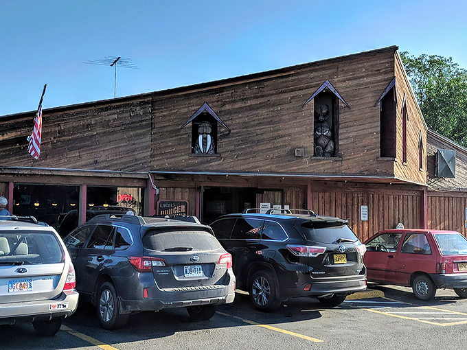 Rustic charm meets burger paradise! This wooden wonder looks like it was plucked from a frontier town and dropped into modern-day Anchorage.