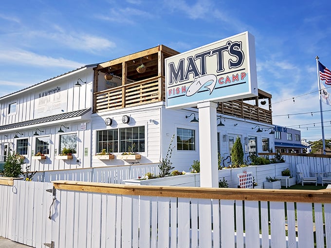 Welcome to seafood paradise! Matt's Fish Camp beckons with its charming exterior and promise of oceanic delights.