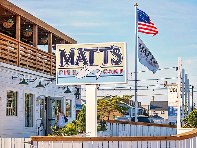 Welcome to seafood paradise! Matt's Fish Camp beckons with its charming exterior and promise of oceanic delights.