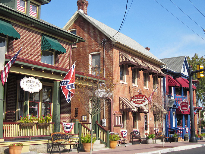 Step into a time warp! Gettysburg's main street is like a Norman Rockwell painting come to life, with a dash of stars and stripes for good measure.