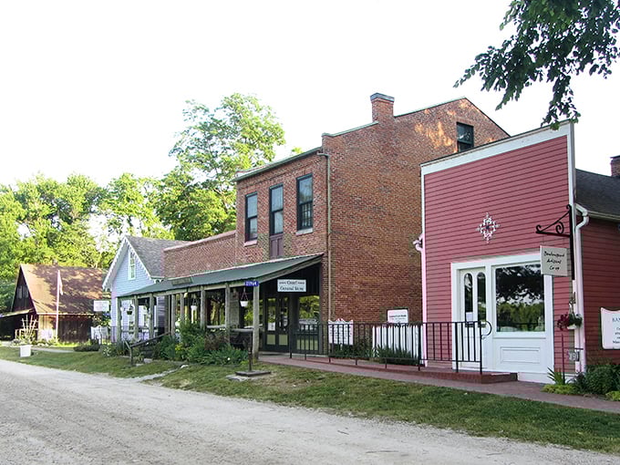 Step into a Norman Rockwell painting come to life! Bentonsport's main street is a charming time capsule that'll make you want to trade your smartphone for a soda fountain.