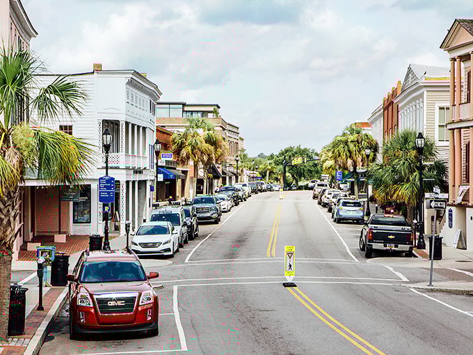 Step into Beaufort's time capsule, where Luther's Pharmacy dispenses nostalgia alongside prescriptions. Small-town charm, big-time character!