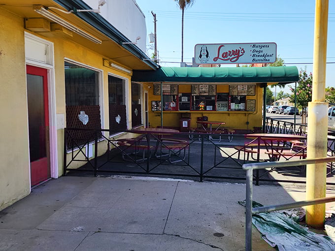 A beacon of comfort food! Larry's Chili Dog sign promises a journey back to the golden age of diners and drive-ins.