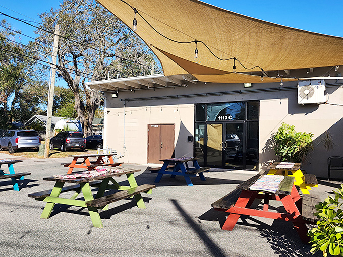 1 the tiny bakery in florida that will serve you the best cinnamon rolls of your life