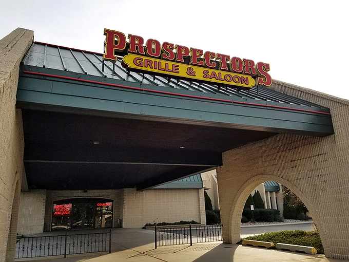 Howdy, partner! Prospector's Grille & Saloon beckons like a neon-lit oasis in the New Jersey 'desert'. Who knew the Wild West was just off the turnpike?