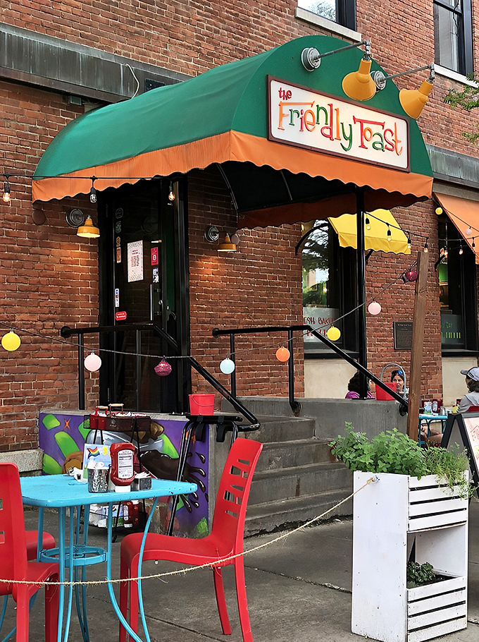 Welcome to flavor town! The Friendly Toast's vibrant exterior promises a feast for both eyes and taste buds.