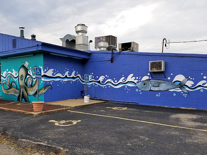 Ocean meets Midwest in this vibrant mural! Jarocho's exterior is like a seafood lover's fever dream come to life.