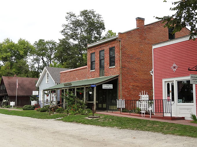 Step into a Norman Rockwell painting come to life! Bentonsport's main street is a charming time capsule that'll make you want to trade your smartphone for a soda fountain.