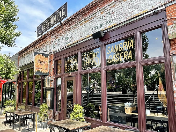 The historic brick fa&ccedil;ade with its vibrant signage beckons like an old friend inviting you for drinks on a perfect Georgia evening. 