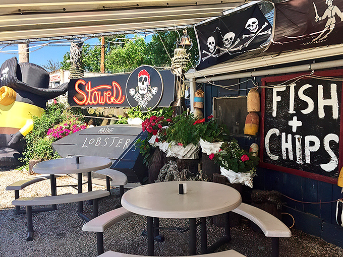 Ahoy, matey! Stowe's Seafood beckons with its pirate-themed charm and promises of oceanic treasures. Who knew Davy Jones' locker could be so delicious?