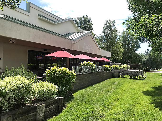 Welcome to barbecue paradise! This unassuming exterior hides a world of smoky delights that'll make your taste buds do a happy dance. 