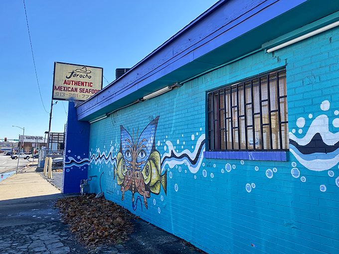 Ocean meets Midwest in this vibrant mural! Jarocho's exterior is like a seafood lover's fever dream come to life.
