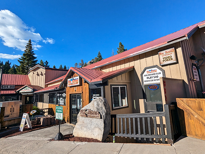 Welcome to BBQ paradise! Fox & Hound's rustic charm beckons you like a siren song of smoked meats and mountain air.