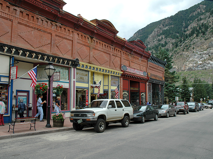 Step into a time machine, folks! Georgetown's main street is where the Wild West meets modern-day charm. Cowboy hats optional, but a sense of wonder is mandatory.
