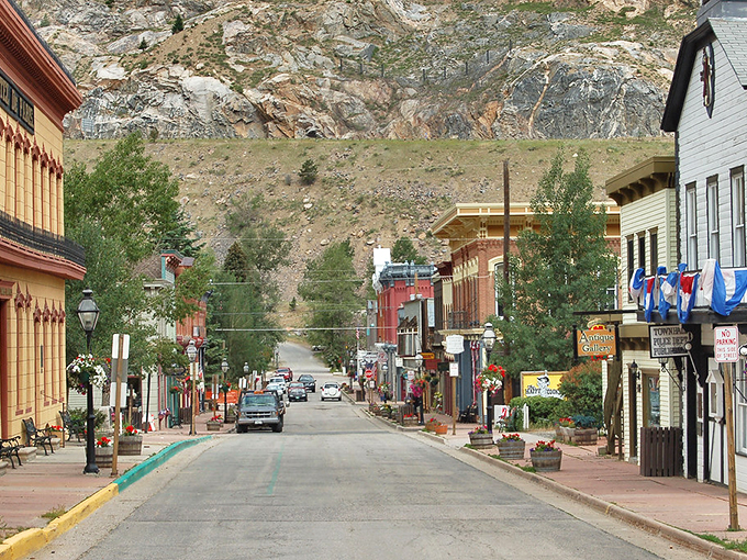 Step into a time machine, folks! Georgetown's main street is where the Wild West meets modern-day charm. Cowboy hats optional, but a sense of wonder is mandatory.