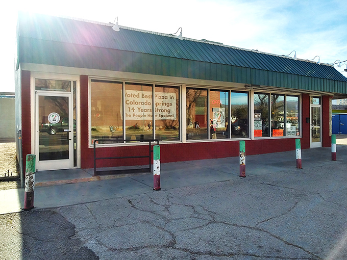 A slice of New York in the Rockies! This unassuming storefront hides a pizza paradise that'll transport you straight to the Big Apple.