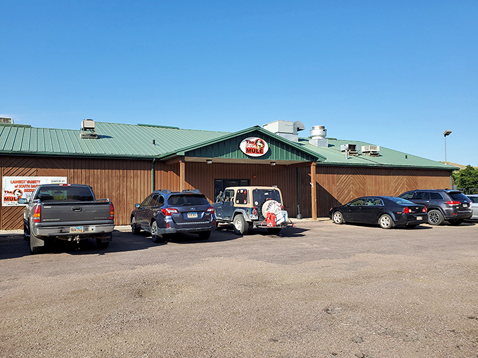 Welcome to The Smoking Mule, where the exterior might not win beauty contests, but the flavors inside are pageant-worthy. This unassuming spot is proof that you can't judge a restaurant by its siding.