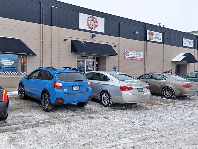 Welcome to flavor town! Deaner's Diner might not win any beauty pageants, but it's got more personality than a sitcom reunion special.