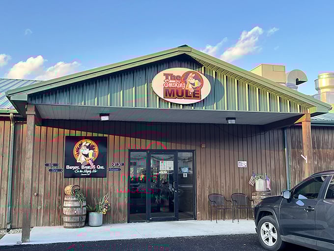 Welcome to The Smoking Mule, where the exterior might not win beauty contests, but the flavors inside are pageant-worthy. This unassuming spot is proof that you can't judge a restaurant by its siding.