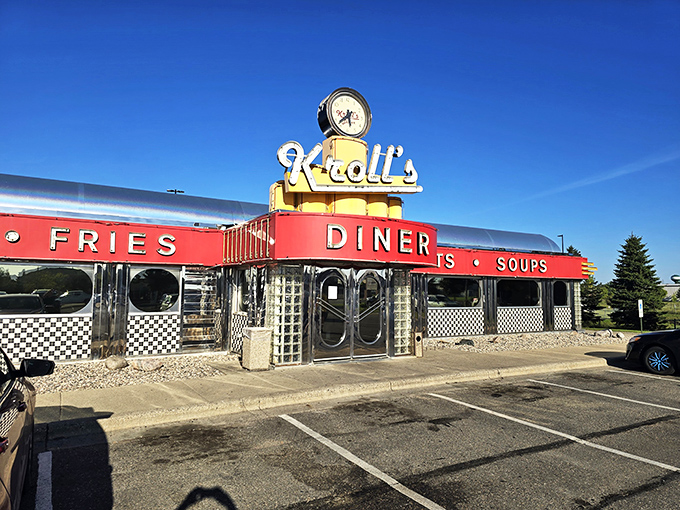 Step into a time machine disguised as a diner! Kroll's exterior screams "1950s cool" with its cherry-red awning and retro signage. Grab your poodle skirt and let's jive!