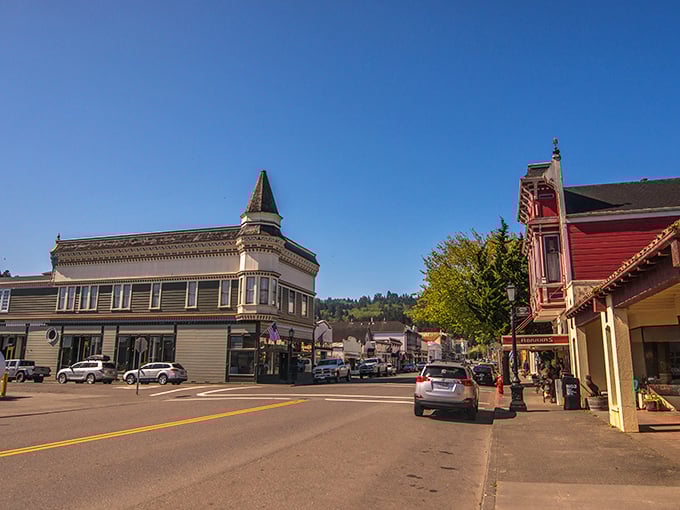 Step into a time warp! Ferndale's Main Street is like a Victorian-era catwalk, where every building struts its gingerbread trim and colorful personality.