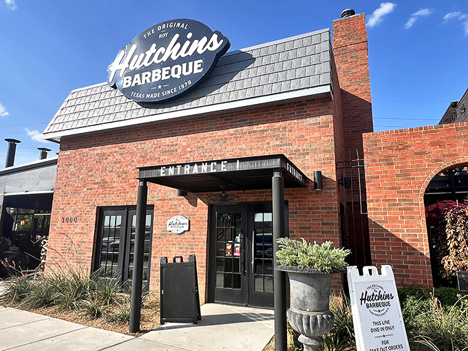 A barbecue beacon in brick and mortar! Hutchins' exterior promises smoky delights that'll have you drooling before you even step inside.
