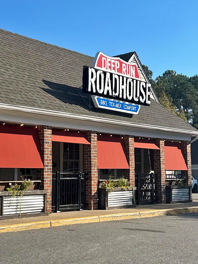 A BBQ beacon in the heart of St. Louis! Pappy's exterior promises smoky delights within, with its inviting facade.