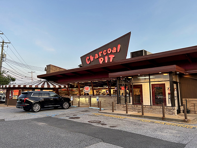 Welcome to burger paradise! Charcoal Pit's retro charm and mouthwatering aroma will transport you back to the golden age of American diners.