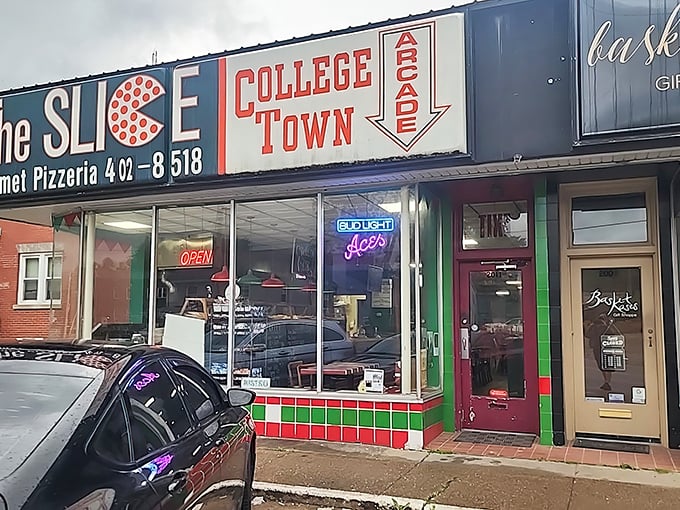 Welcome to pizza paradise! This retro-chic storefront is like a time machine that transports you straight to flavor town.