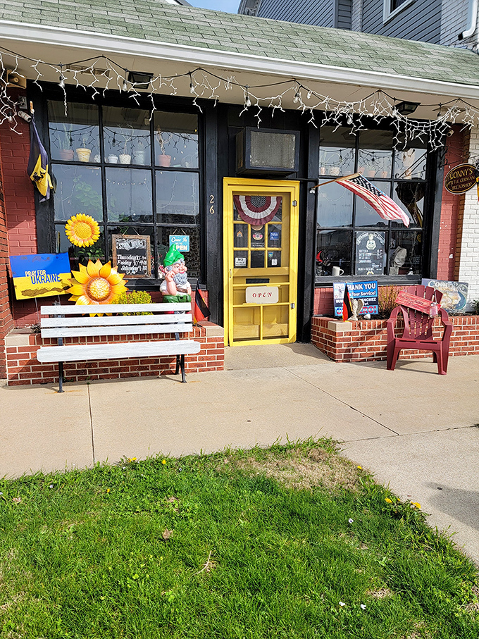 A slice of Germany in the Hoosier heartland! Conny's Little German Breadshop beckons with its charming facade, promising a carb-lover's paradise within.