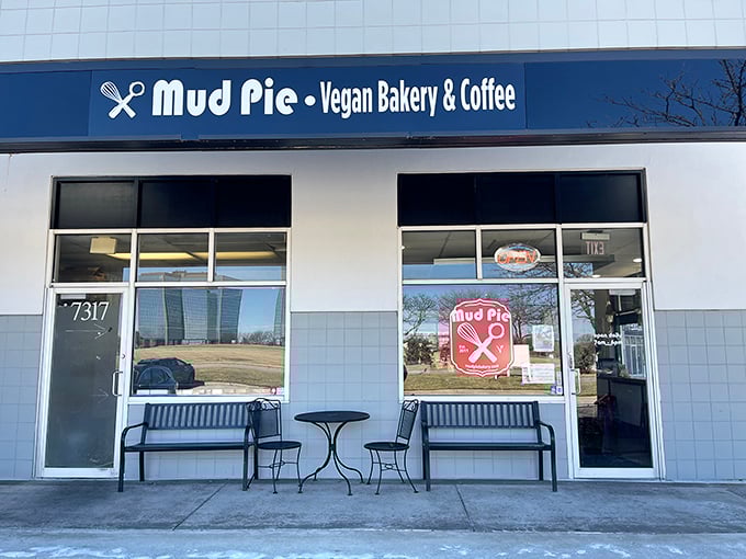 Welcome to Mud Pie, where vegan dreams come true! This unassuming storefront holds more plant-based magic than Hogwarts' herbology greenhouse.