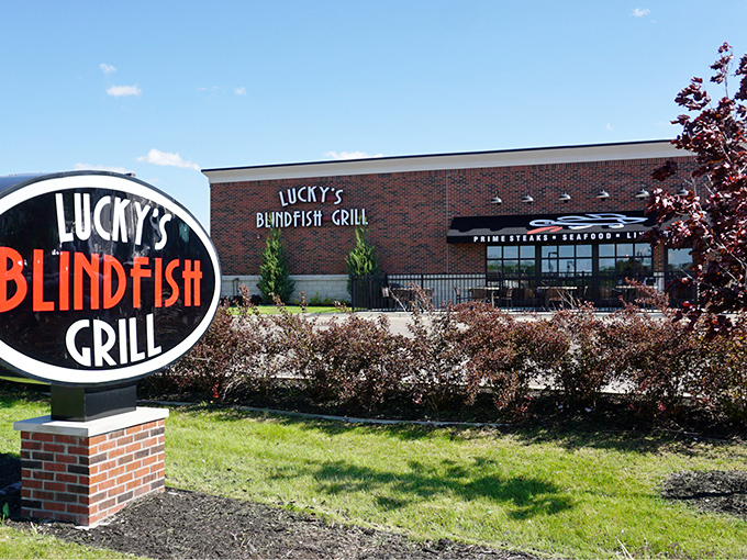 A seafood oasis in the heart of Michigan? Lucky's Blind Fish Grill proves that great catches aren't just found on the coasts. This brick-and-awning beauty is ready to reel you in!
