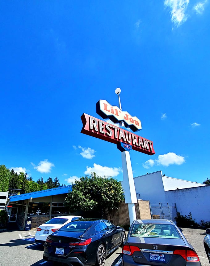 A beacon of breakfast bliss! This retro sign promises a journey back in time, with pancakes as your passport and nostalgia as your guide.