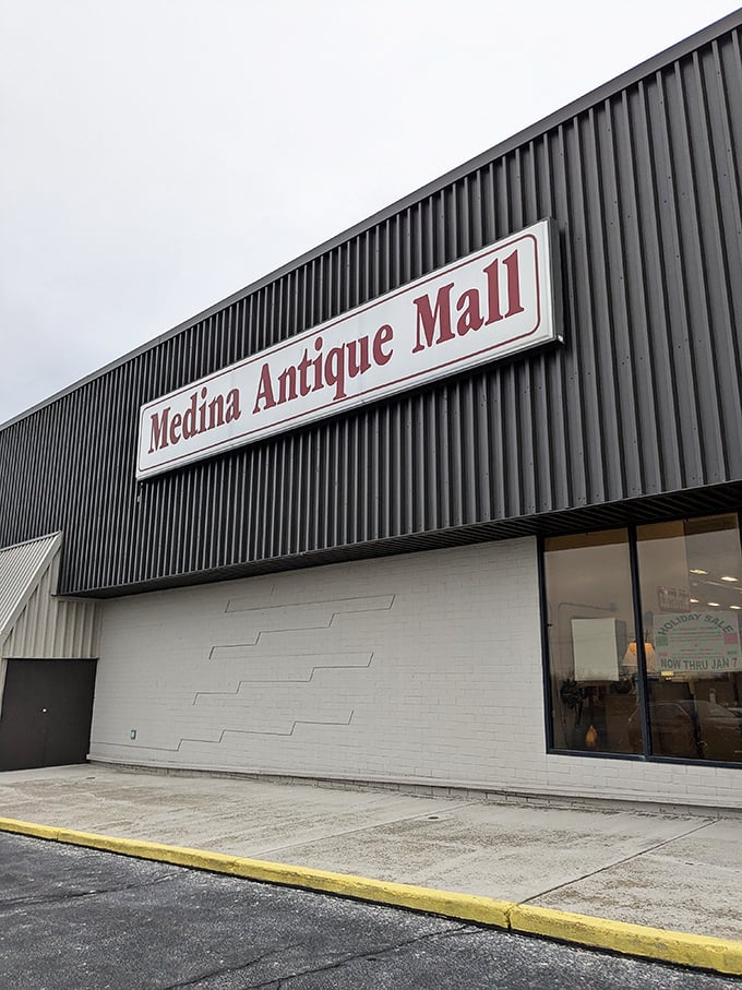 Welcome to the time machine! Medina Antique Mall's exterior promises a journey through decades of American nostalgia.