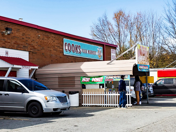 Welcome to the treasure hunter's paradise! Cooks Flea Market is where your inner bargain detective meets a labyrinth of curiosities. It's like a real-life game of "I Spy" for grown-ups.