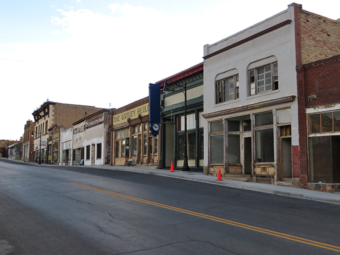 Step into Eureka's time machine! The Gatley Building stands proud, a colorful sentinel guarding the town's rich history. It's like Main Street, USA got a vintage makeover.