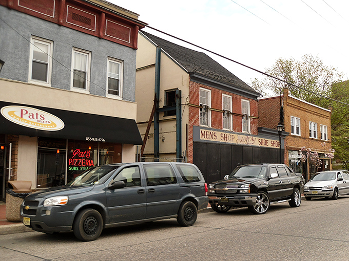 Step into Salem, where history and charm collide! This quaint Main Street could be the set for a time-traveling rom-com &ndash; just add a DeLorean.