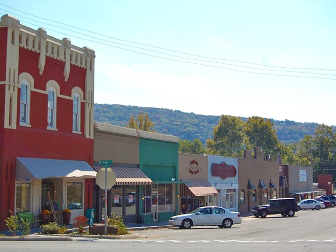 Historic downtown Heber Springs looks like a movie set where the extras are genuinely friendly and nobody yells "cut" when you wander into frame.