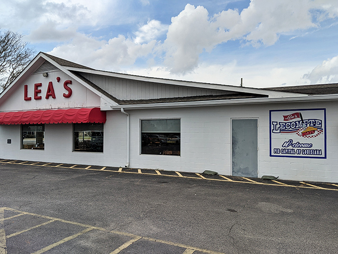Welcome to pie paradise! Lea's Lunchroom stands proud, its red awning a beacon of hope for hungry travelers and locals alike.