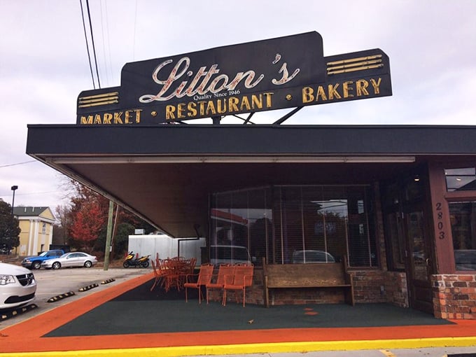 Welcome to flavor town! Litton's iconic sign promises a trifecta of delights: market, restaurant, and bakery. It's like the holy trinity of comfort food.