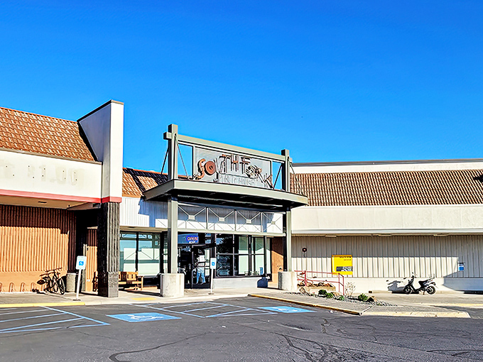 South Fork's industrial-modern facade might not scream "culinary paradise," but like a good book, you shouldn't judge this Pullman treasure by its cover.