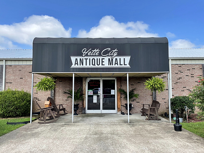 Welcome to the time machine! Vette City Antique Mall's unassuming exterior hides a treasure trove of nostalgia waiting to be discovered.