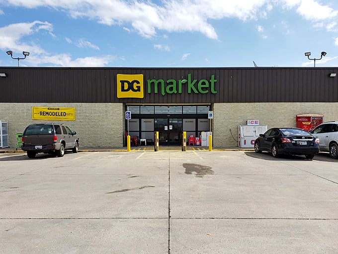 Welcome to bargain paradise! DG Market's sleek exterior promises a world of wallet-friendly wonders waiting just beyond those automatic doors.