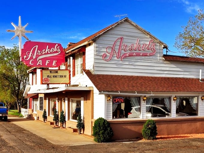 A star is born! Arshel's Cafe's iconic sign beckons road-trippers like a neon lighthouse, promising comfort food and slice-of-life experiences in equal measure.